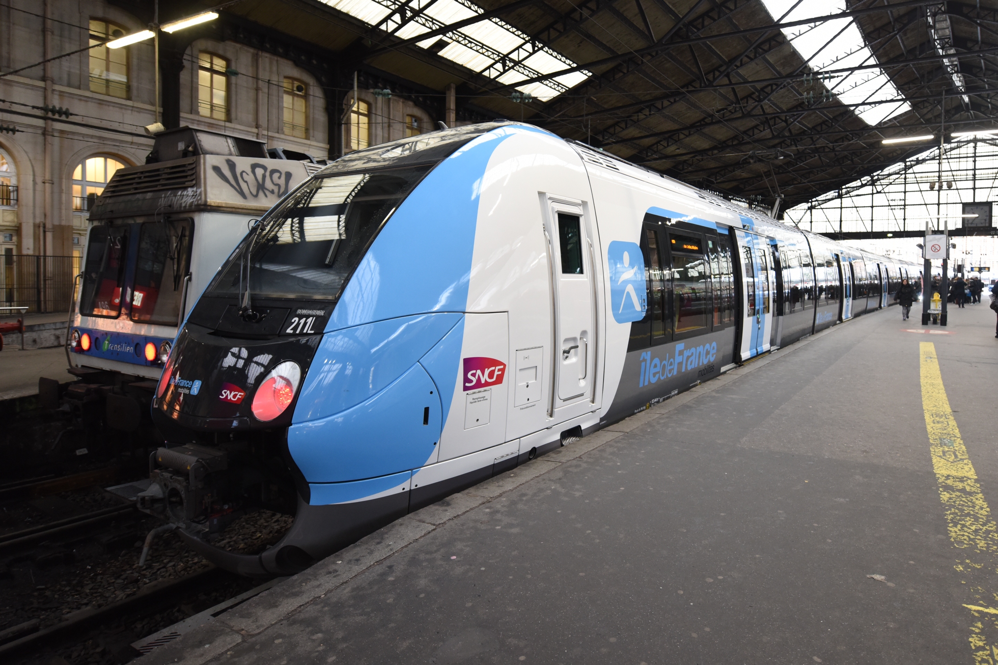 Les rames Francilien roulent désormais sur la branche Versailles de la ...