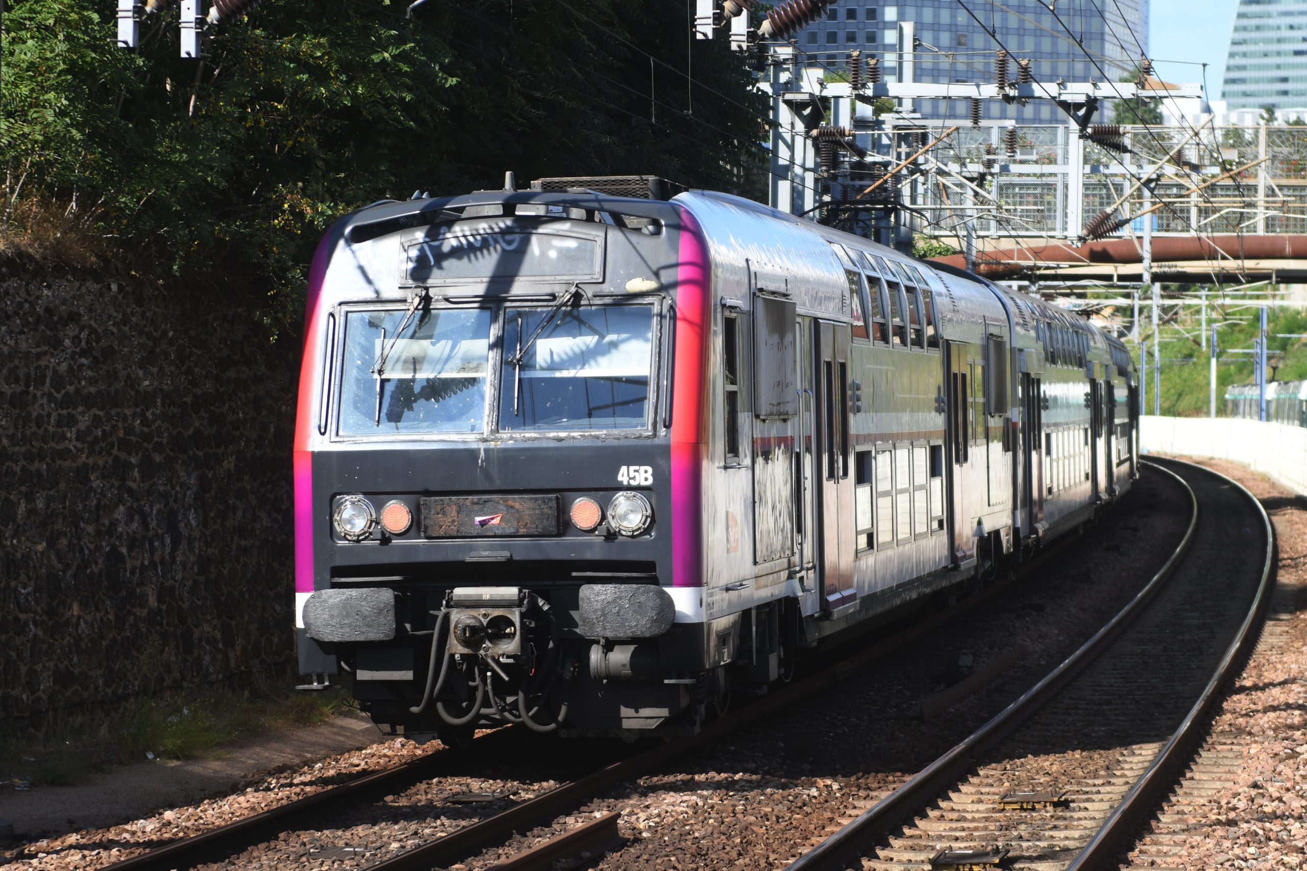 Deux nouveaux weekends de fermeture pour la ligne U du Transilien ...