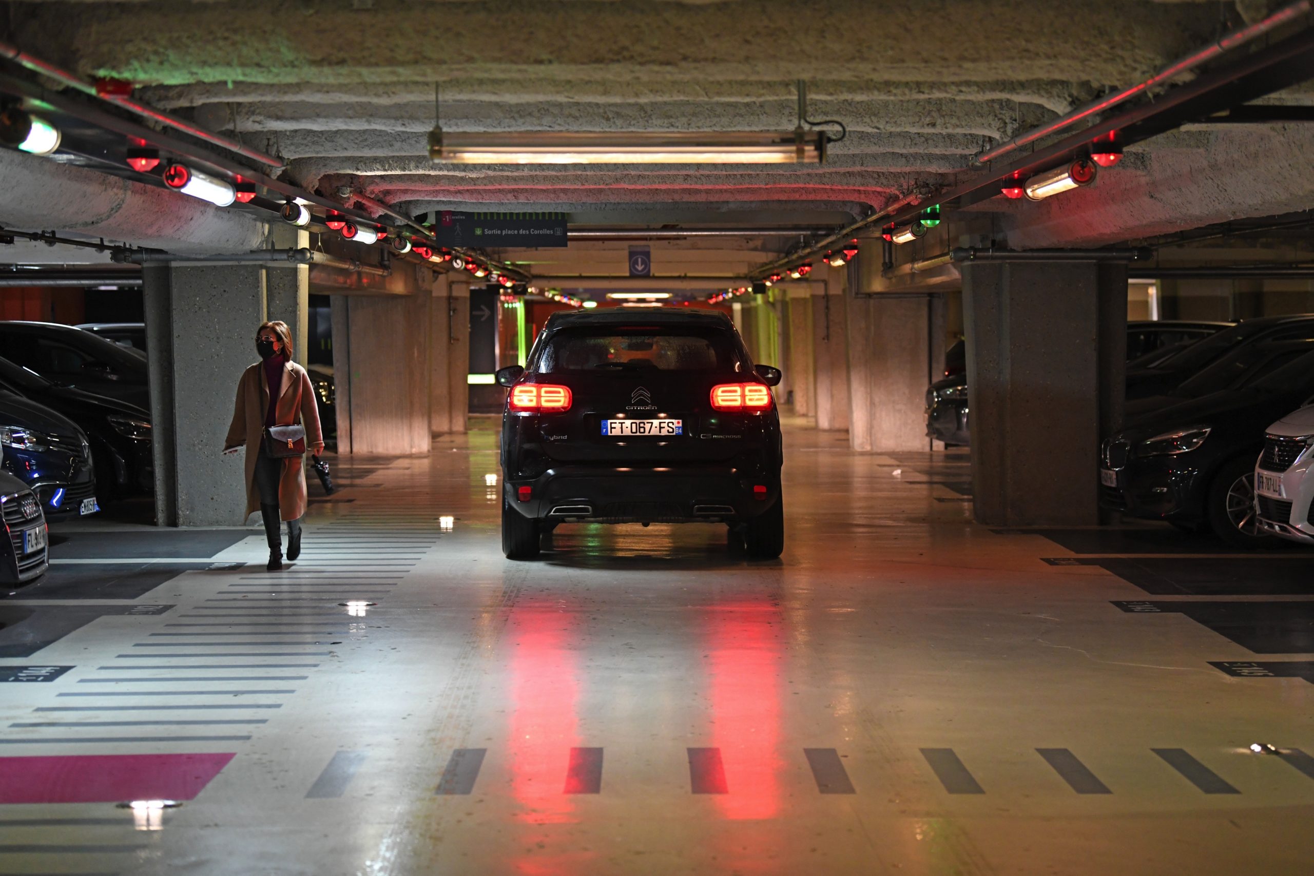 Parking Castorama La Defense