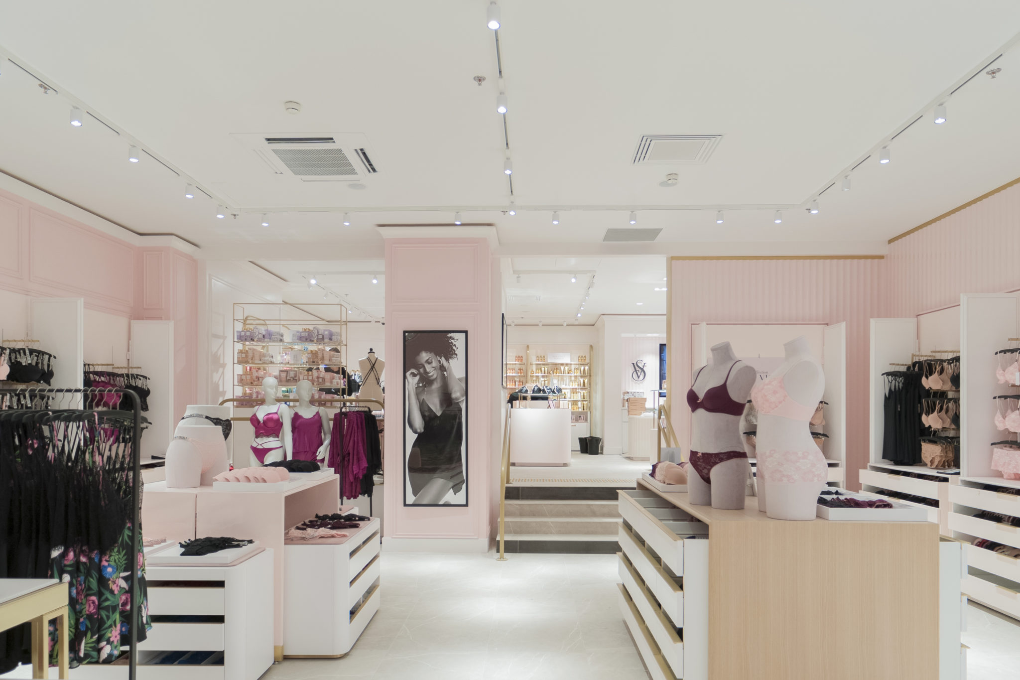 Victoria’s Secret débarque au Westfield Les 4 Temps - Defense-92.fr