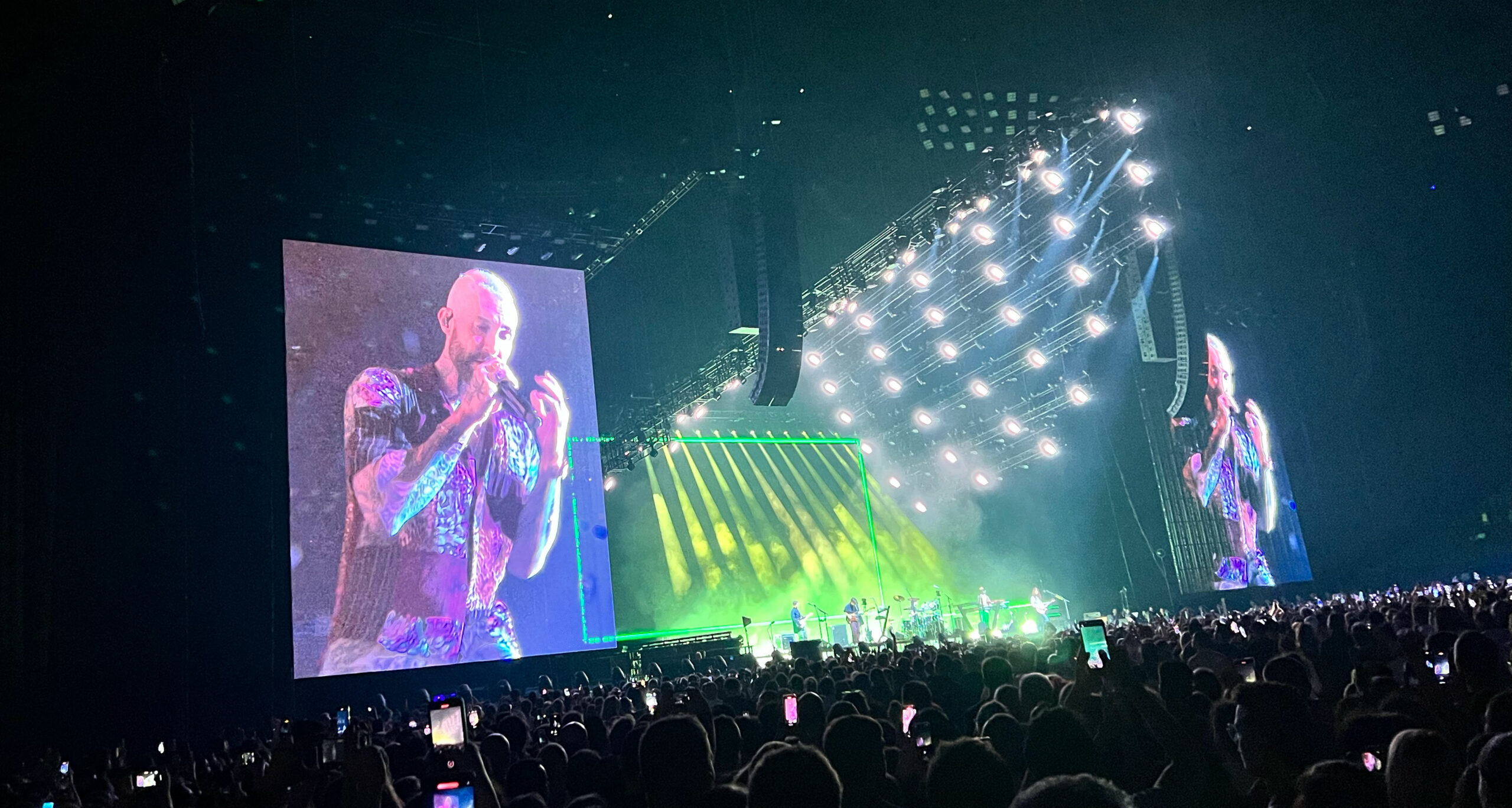 Maroon 5, un concert aussi intense qu’express - Defense-92.fr