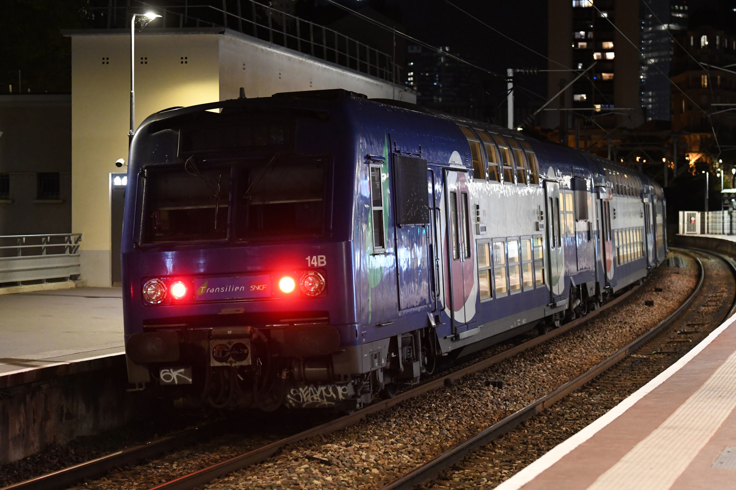 Des travaux nocturnes vont impacter la ligne U du Transilien en ce mois ...