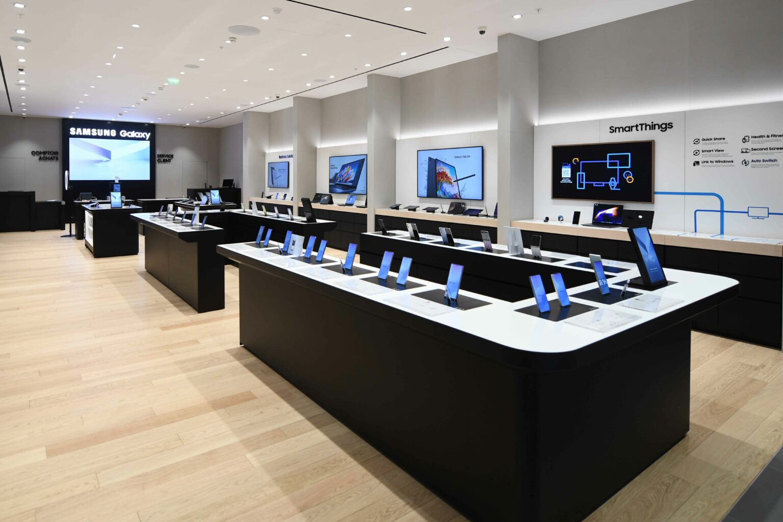 Samsung investit le Westfield Les 4 Temps avec son « Samsung Experience ...