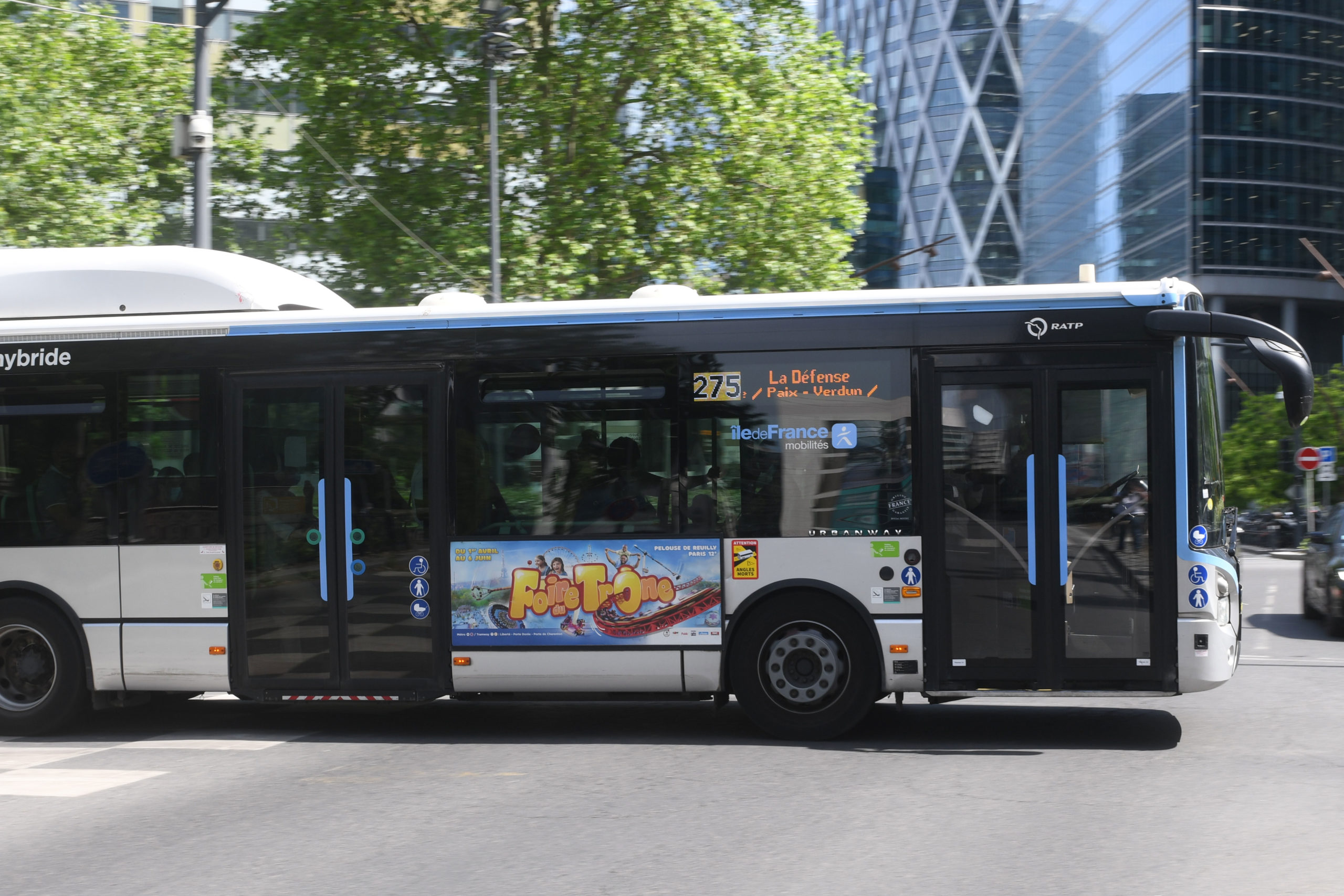 L’arrivée d’Eole à La Défense fait évoluer le réseau de bus avec la ...