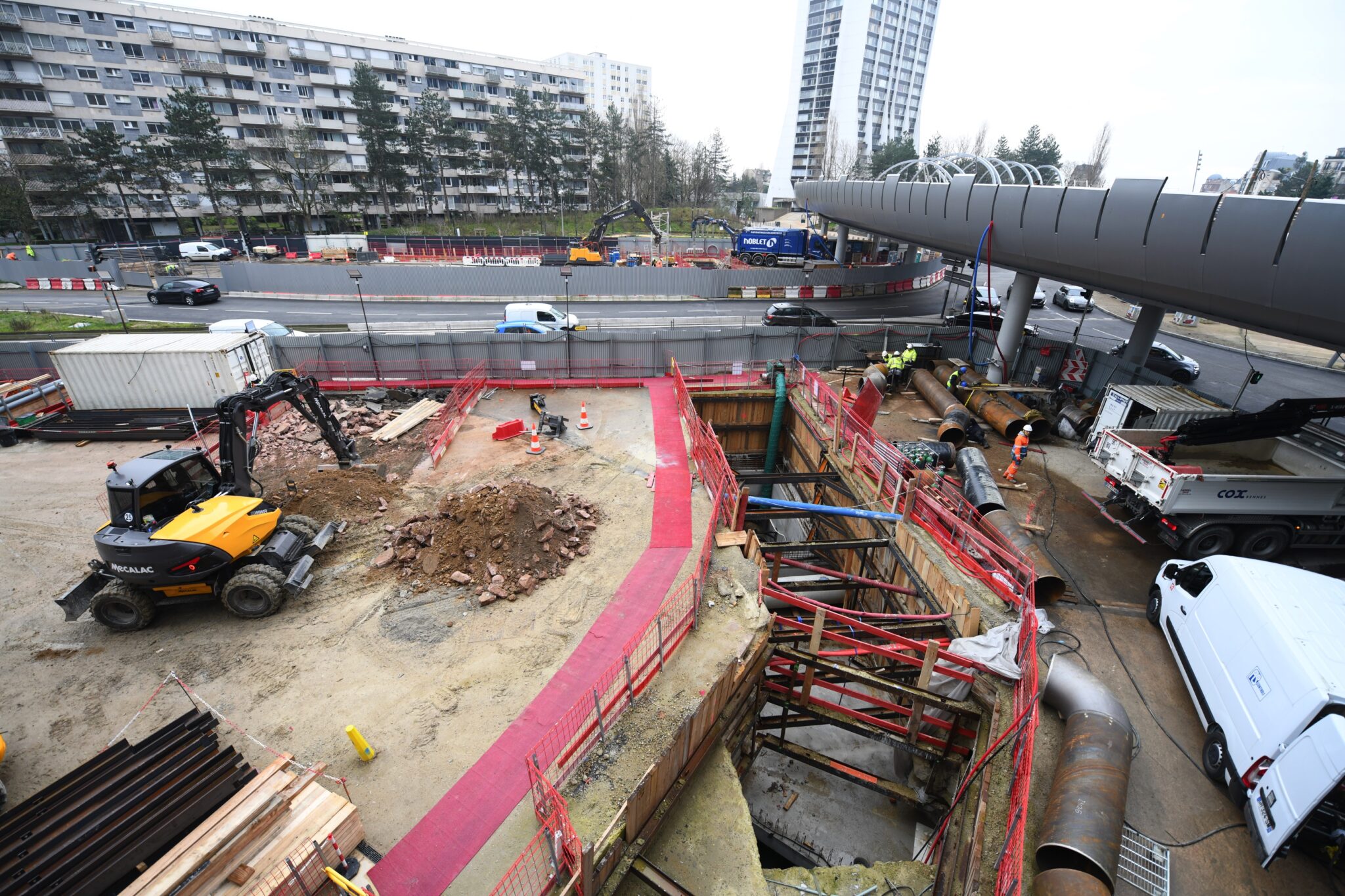 À La Défense, le titanesque chantier de la ligne 15 du Grand Paris ...
