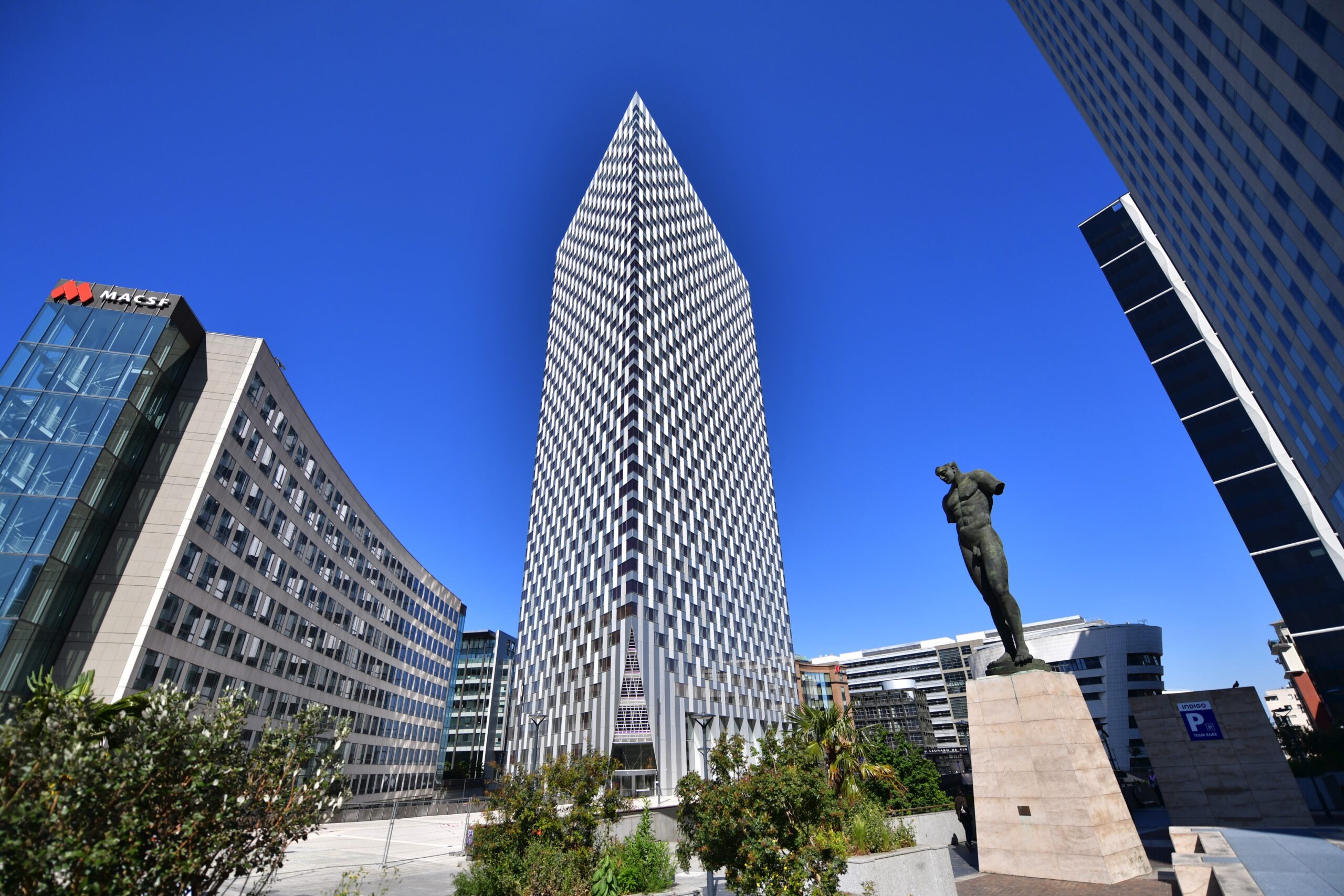 La tour Hopen reprise par son prêteur Cale Street Investments - Defense ...
